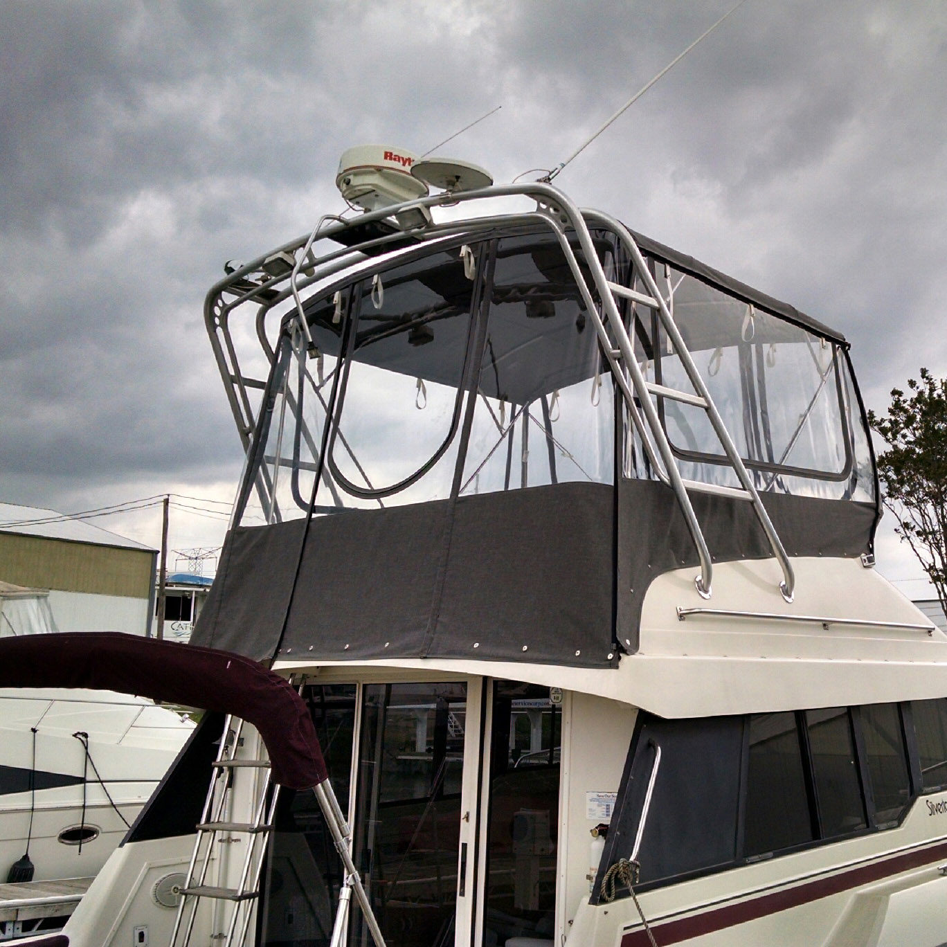 flybridge-silverton-2 | Chicago Marine Canvas | Custom Boat Covers