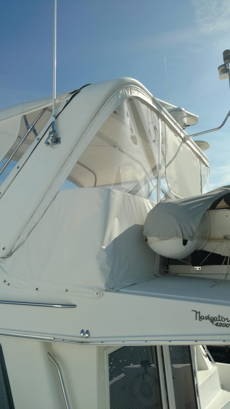 42' Navigator - Full Enclosure | Chicago Marine Canvas | Custom Boat Covers